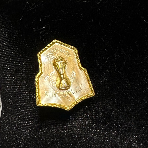 Jewelry | Vintage Communion Remembrance Pin | Poshmark